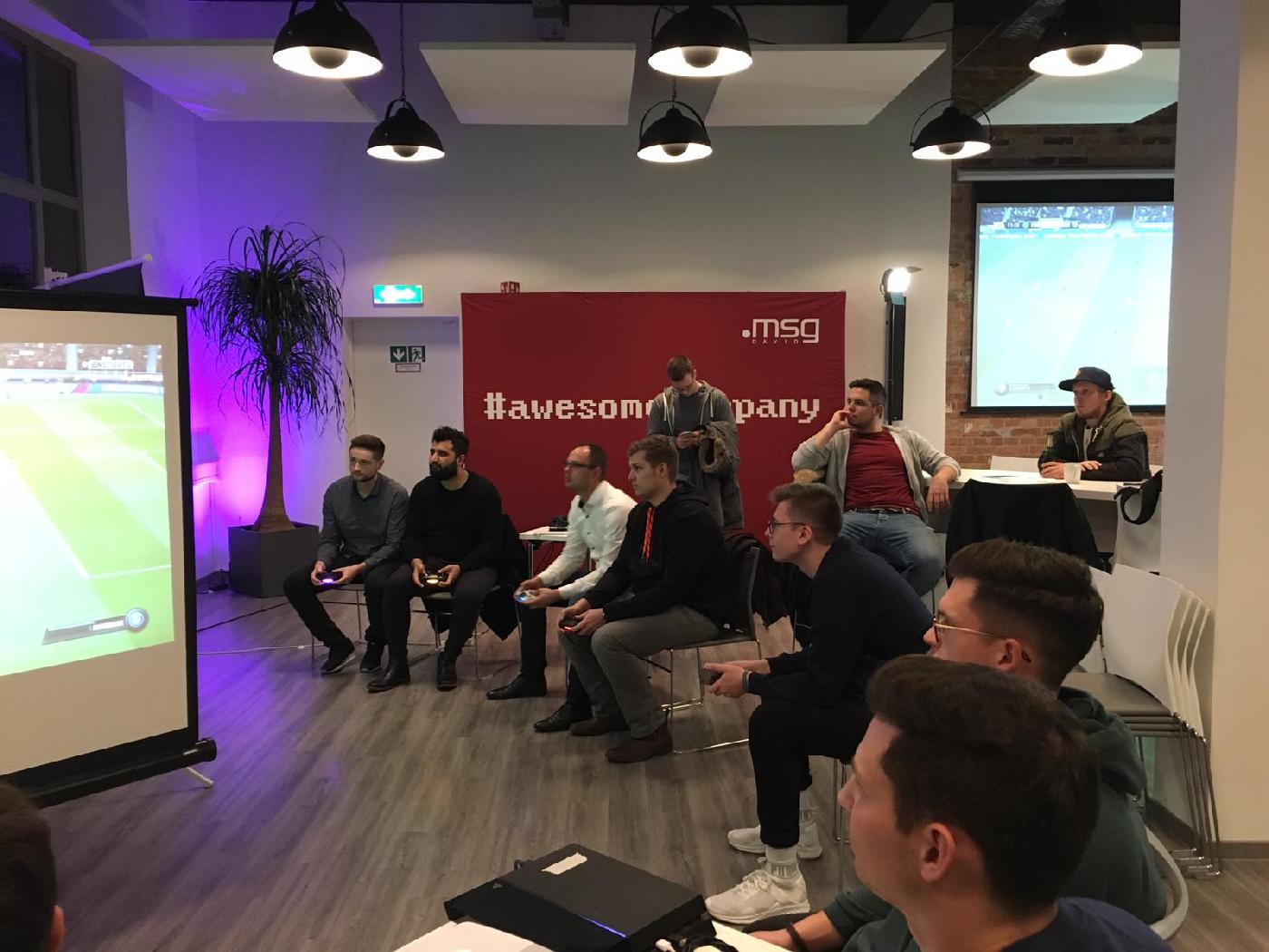 Projekt – FIFA Turnier » Sandkasten